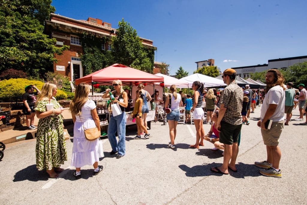 Fayetteville Strawberry Festival returns May 18 | PLATED: The Arkansas ...